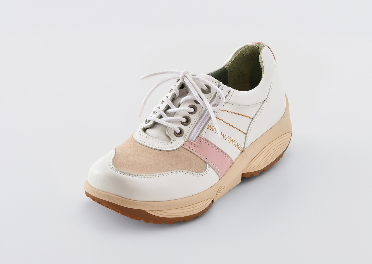 シューフィッターが教える外反母趾におすすめの靴とは？